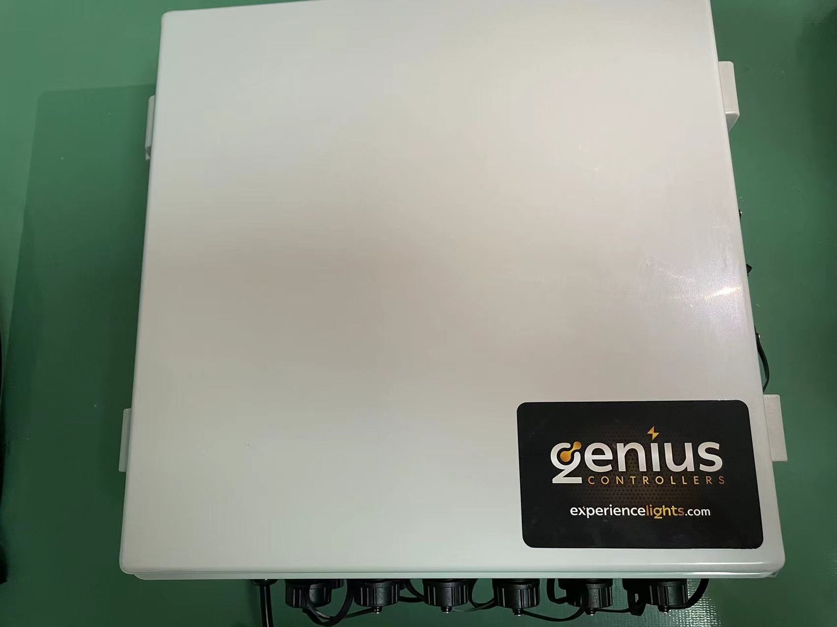 Long Range Ready2Run Genius Controller (Genius LR) – Above AVL